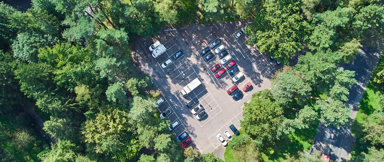 Hirsch Center Aachen Parken